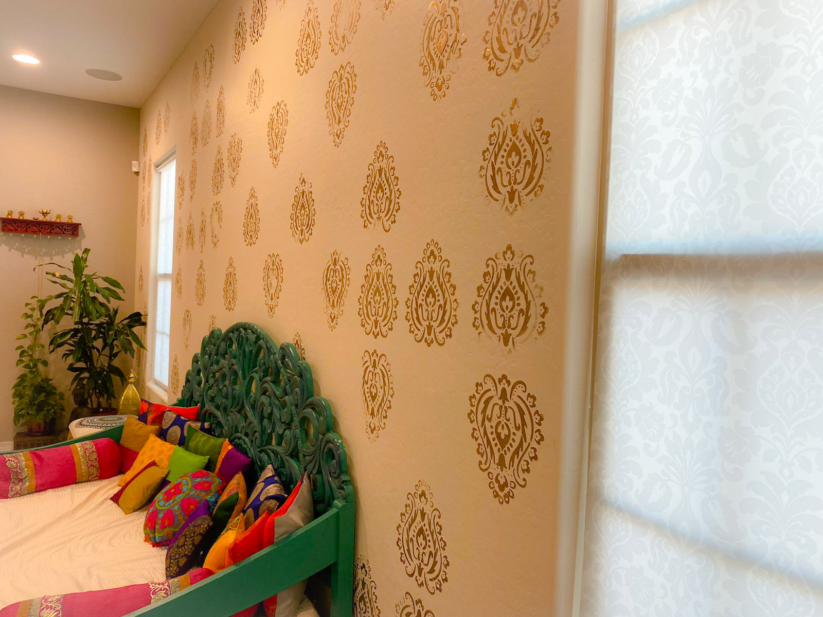 Raised Stencil wall - DesiDIY